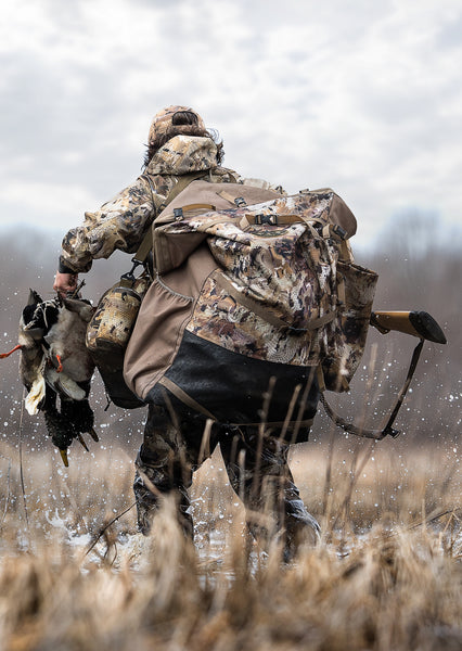 Refuge Runner Decoy Bag- GORE® OPTIFADE® Timber – Rig'Em Right